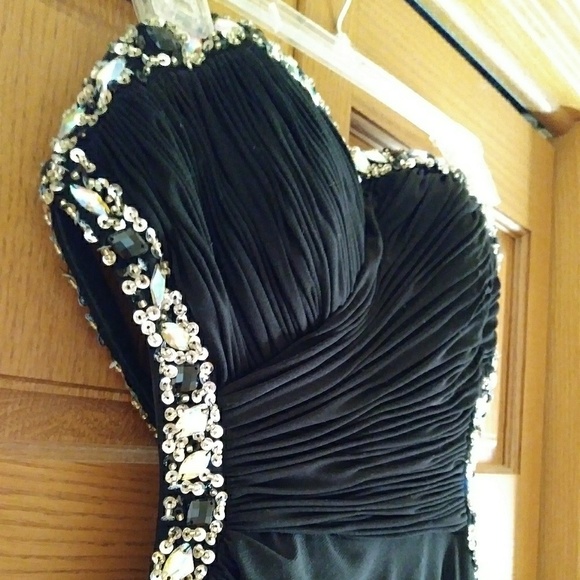 Milano Formals | Dresses | Prom Dress Evening Gown | Poshmark